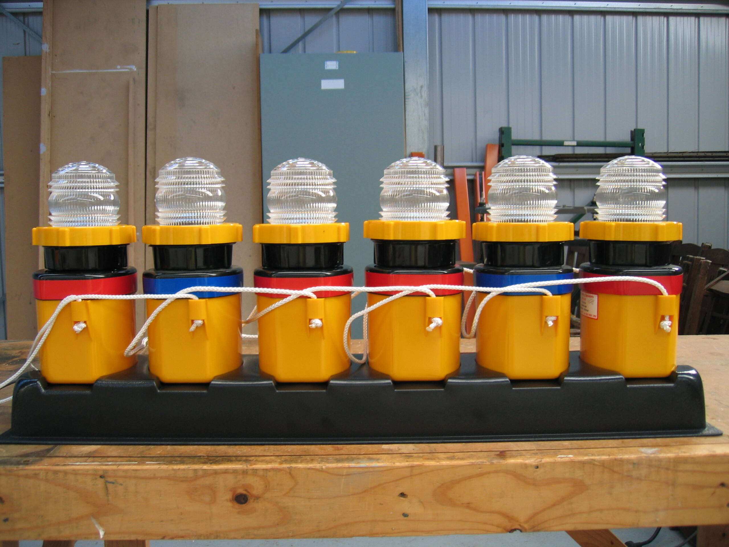 Illuminated Wind Direction Indicator Pole with 4 Way Cross Bar - LED